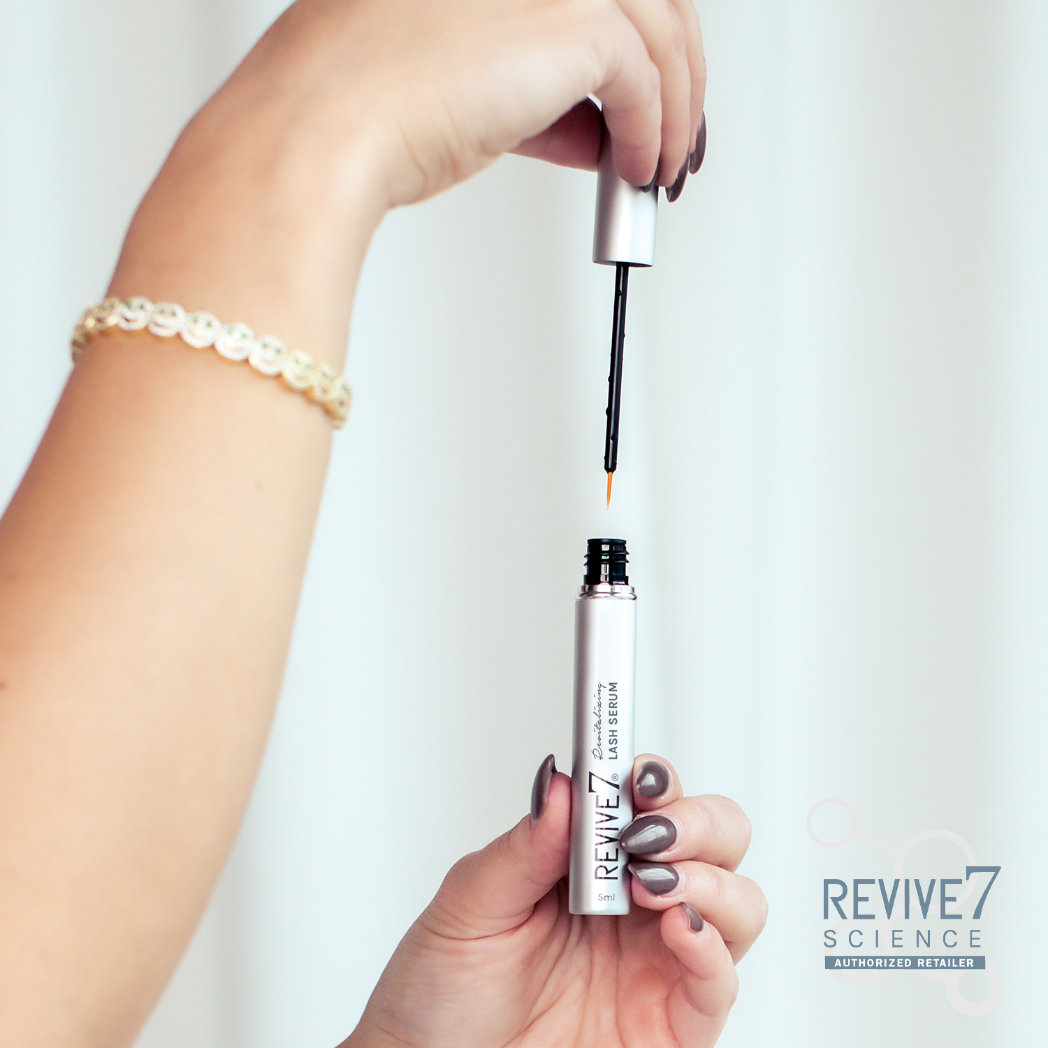 Sérum Revive 7 - Croissance et Fortifiant pour Cils et Sourcils ...